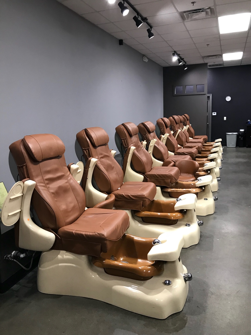 Rouge Salon And Spa Of Bentonville In Bentonville AR | Vagaro